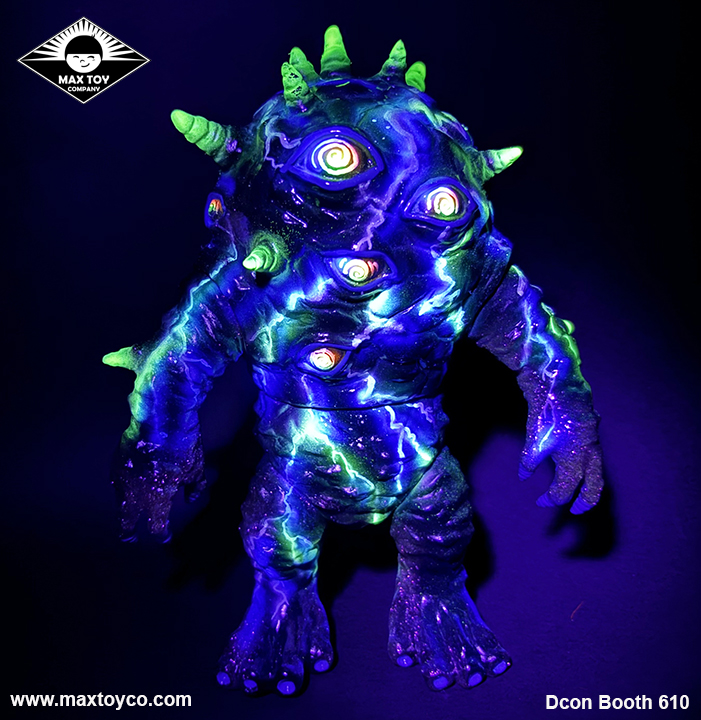 Max Toy Co - Storm Kaiju Eyezon custom painted Mark Nagata